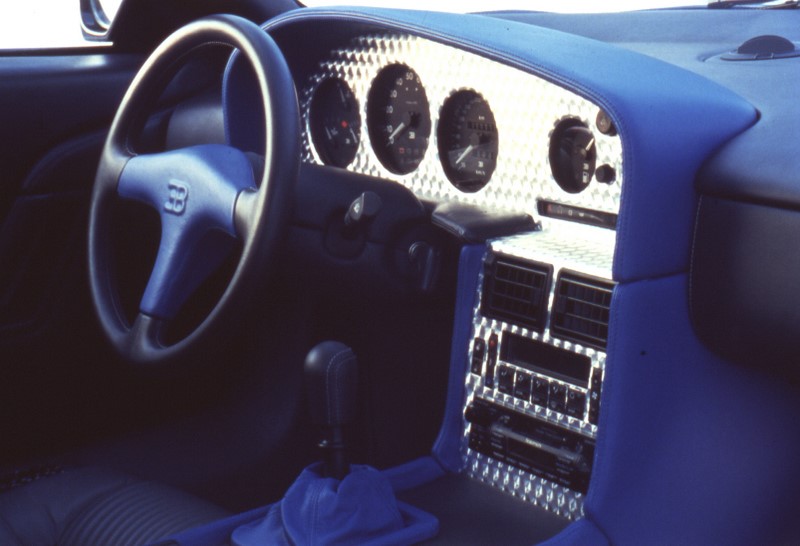 Rinspeed Bugatti Cyan de 1994 – Une Bugatti EB 110 GT personnalisée par ...