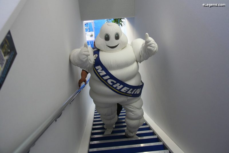 1898 – 2018 : le Bonhomme Michelin fête ses 120 ans – 4Legend.com ...