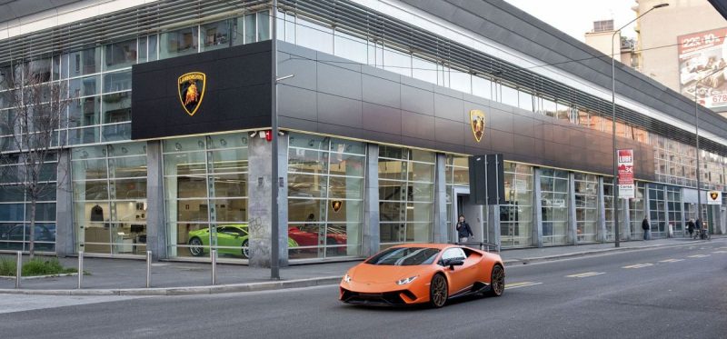 Un nouveau showroom Lamborghini à Milan – 4Legend.com – AudiPassion.com