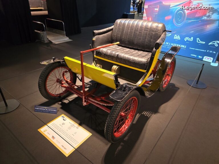 Retromobile 2026 – Une incroyable exposition de voitures Bugatti et de ...